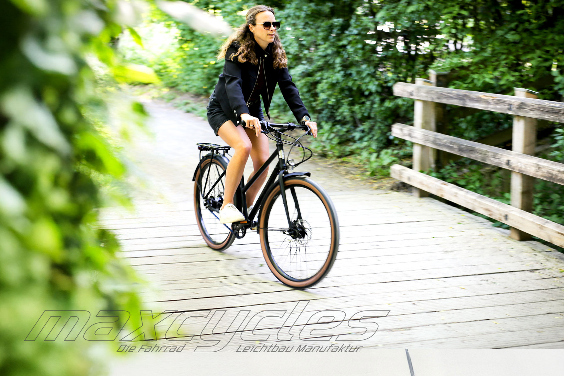 Steel Lite 2 Trapez - MaxCycles